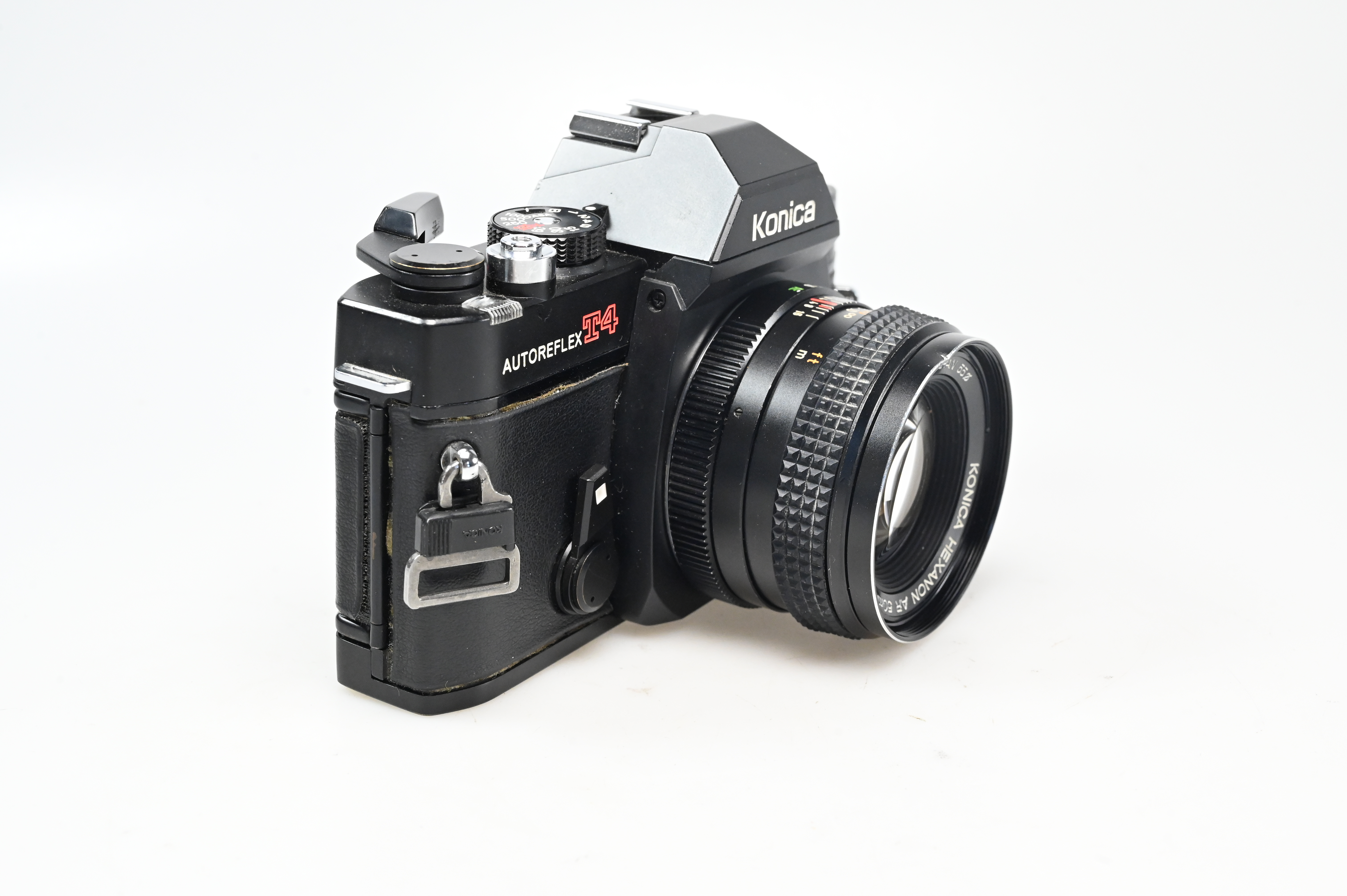 Konica Autoreflex T4 35mm Film Camera W/50 F1.7 Hexanon