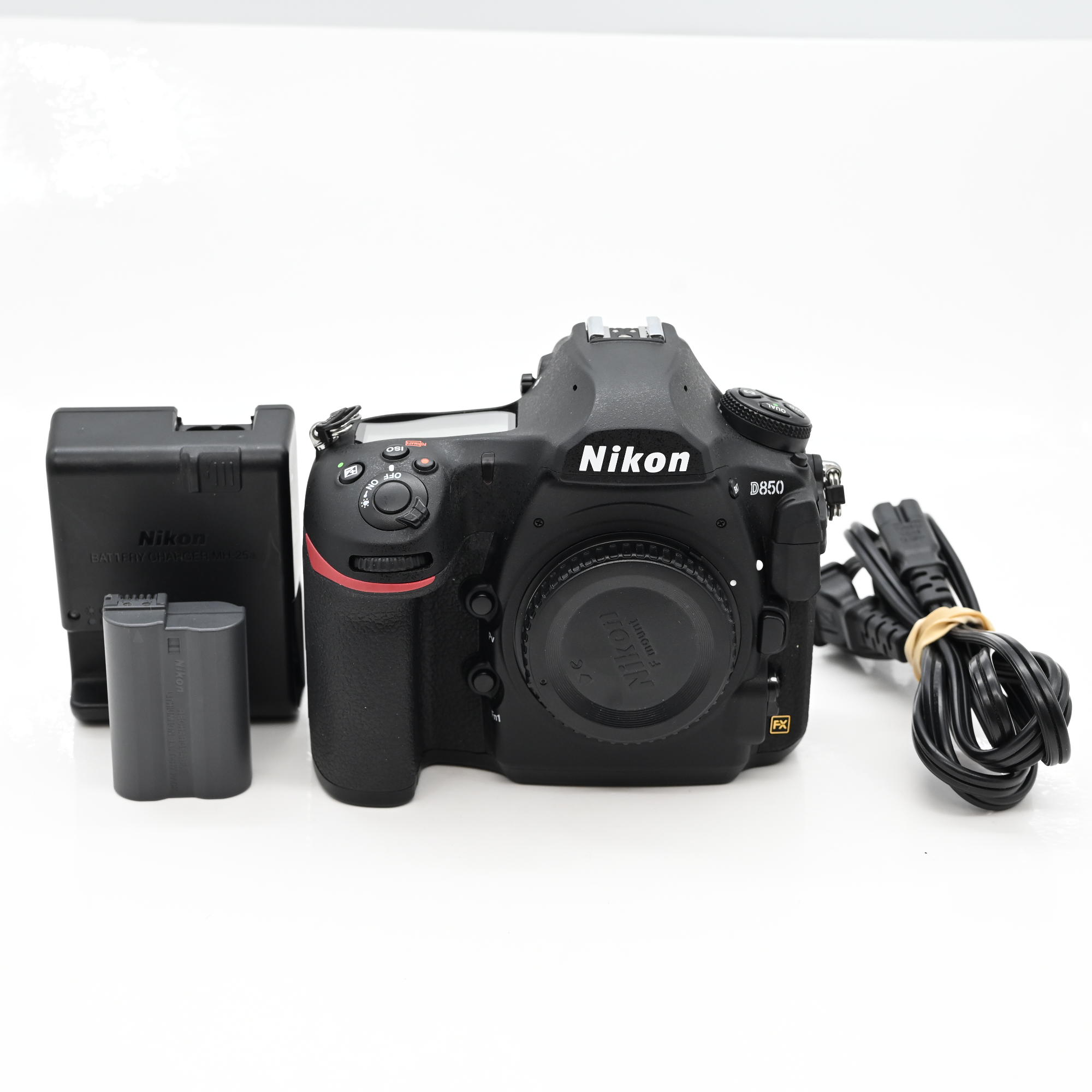 Nikon D850 45.7MP Digital SLR Camera Body